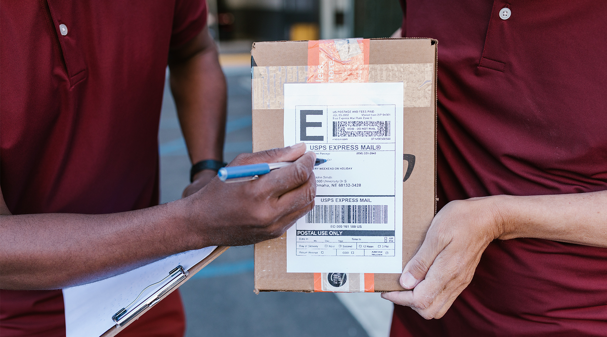 What Is a Shipping Label and How to Print It?